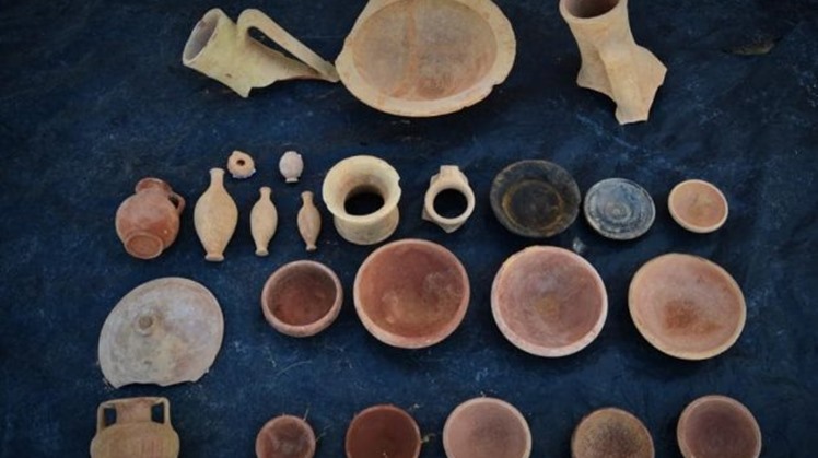 "Live Science" sheds light on the discovery of a pottery workshop in ...